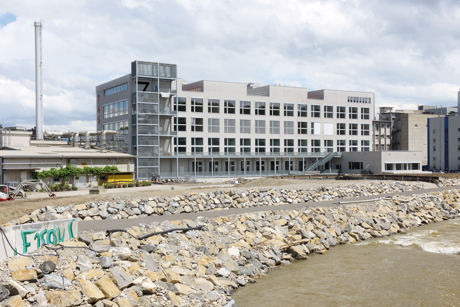 Neue Räume für die Hochschule Luzern – Design & Kunst in Emmenbrücke ...