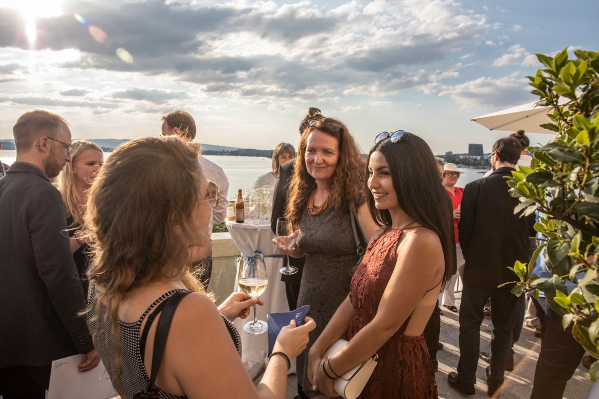 Hochschule Luzern – Informatik: 113 Absolventinnen und Absolventen ...