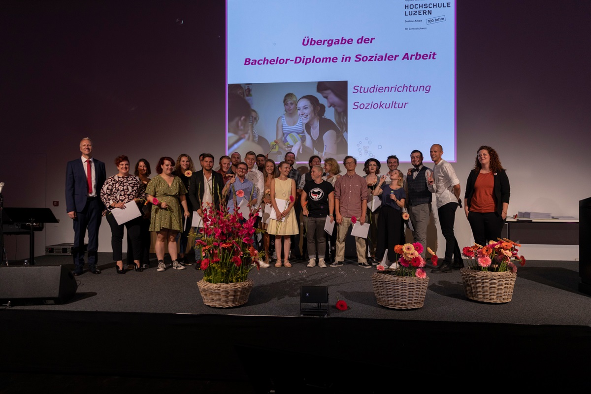 Hochschule Luzern – Soziale Arbeit: 124 Absolventinnen und Absolventen ...