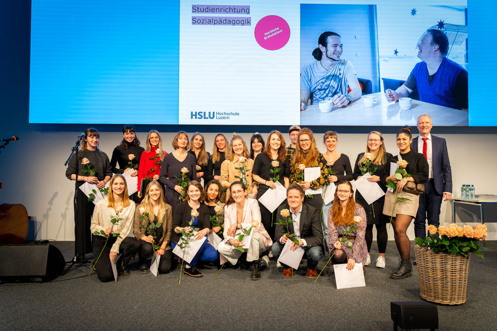 Hochschule Luzern – Soziale Arbeit: 59 Absolventinnen und Absolventen ...