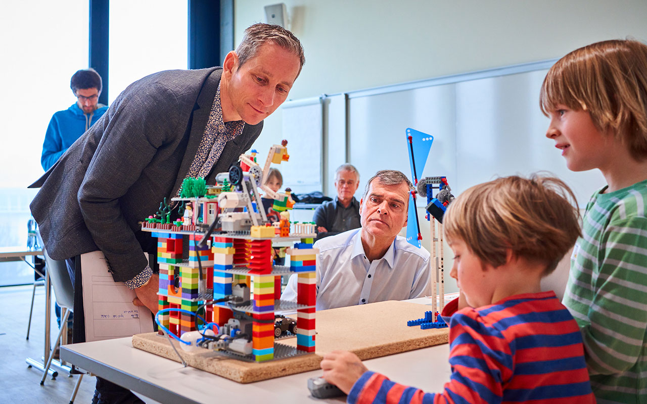 Erfolgreiche Schlussveranstaltung der FIRST® LEGO® League Junior ...